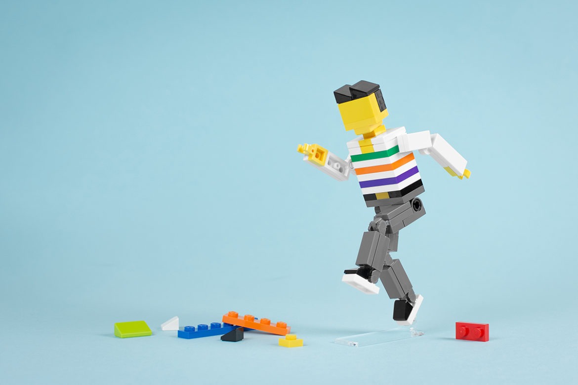 Display Case Creations Minifigure Stands Review - BrickCentral