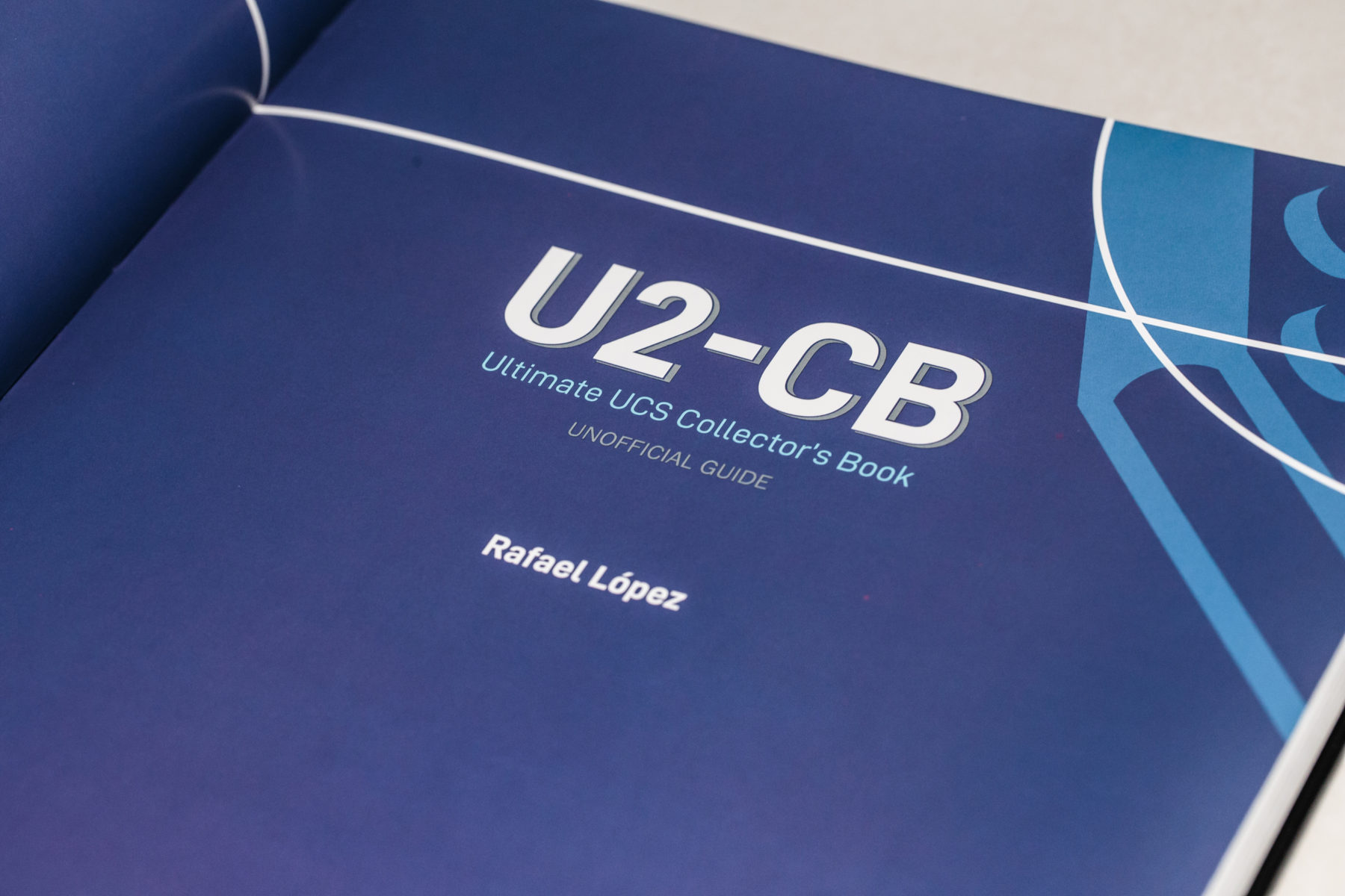 U2-CB Book Review - BrickCentral