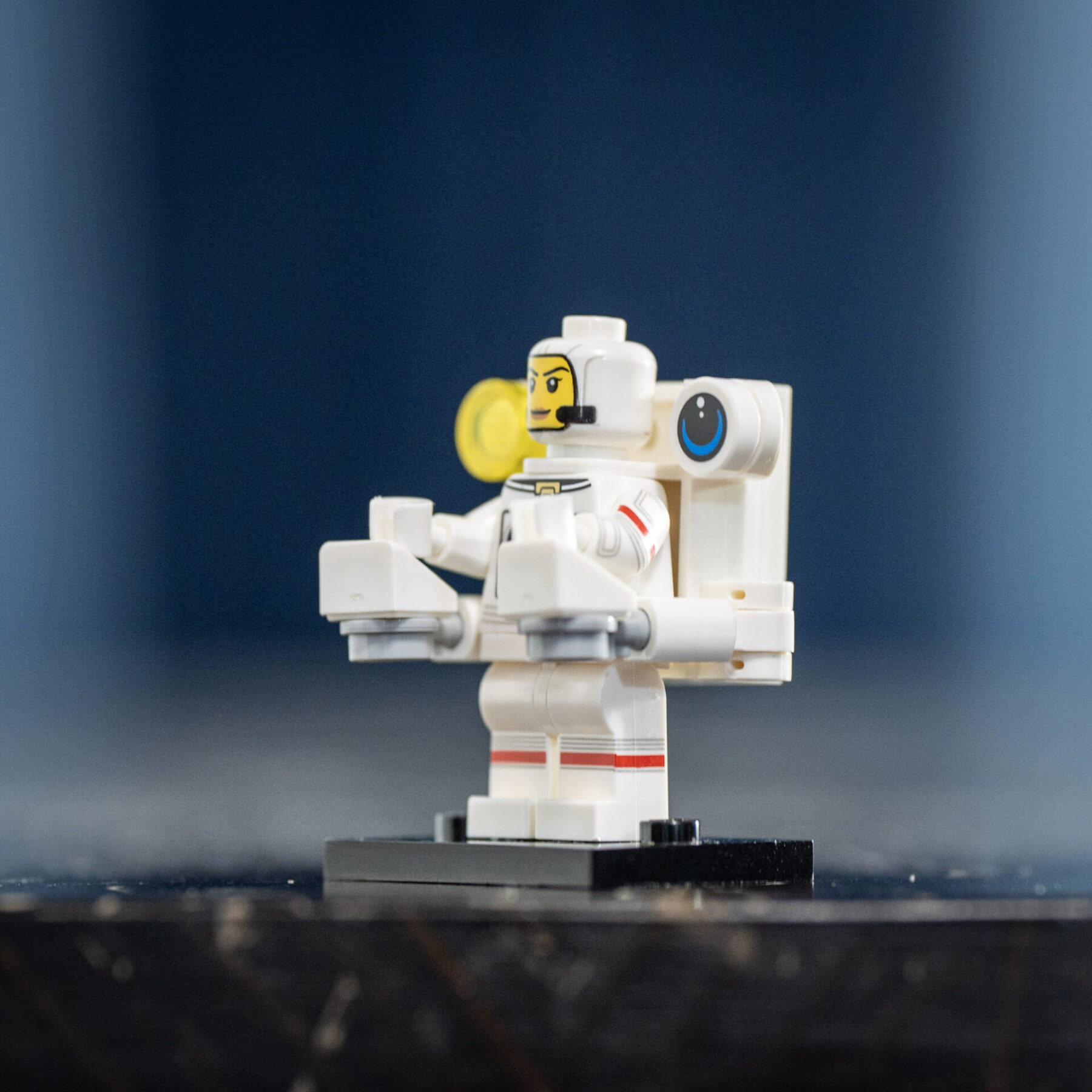 Review: LEGO® Minifigures Series 26 Space 71046 - BrickCentral