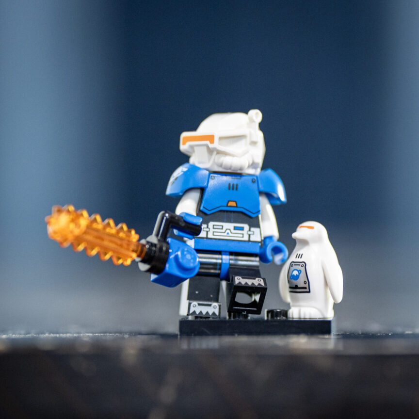 Review: LEGO® Minifigures Series 26 Space 71046 - BrickCentral