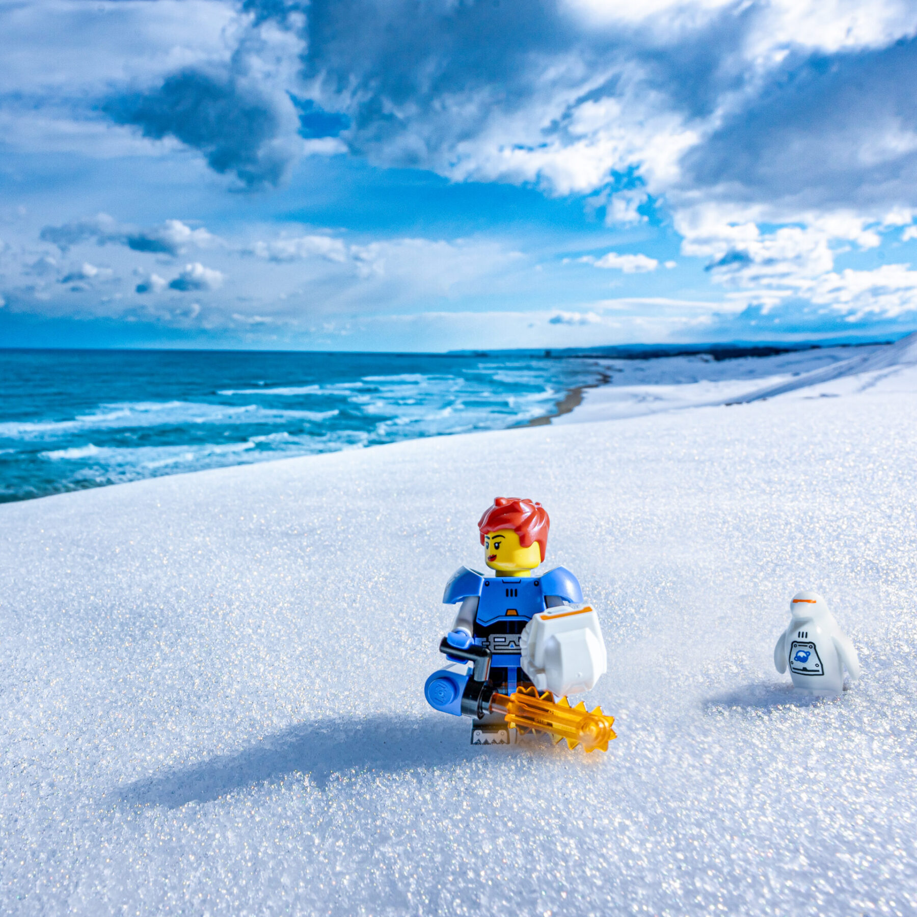 Review: LEGO® Minifigures Series 26 Space 71046 - BrickCentral