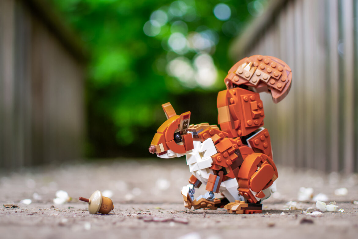 Review: LEGO Creator 31154 Forest Animals: Red Fox - BrickCentral