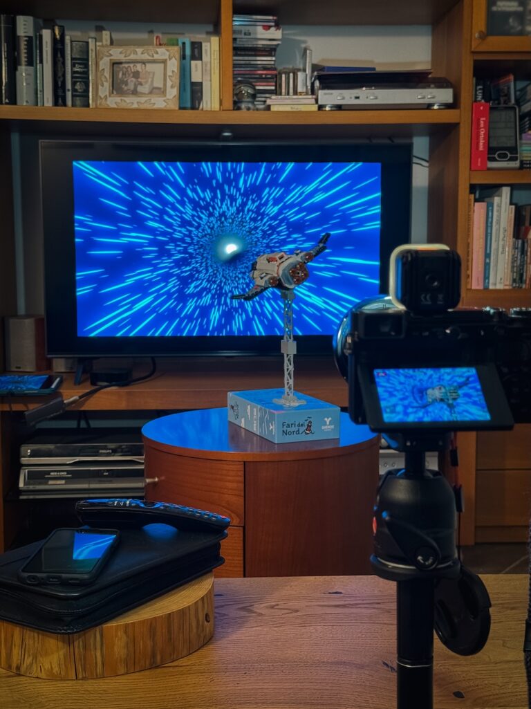 Photo Review: 60446 Modular Galactic Spaceship - BrickCentral